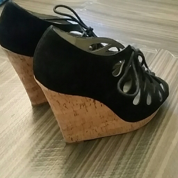 hinge | Shoes | Gently Used Nordstrom Hinge Wedges | Poshmark